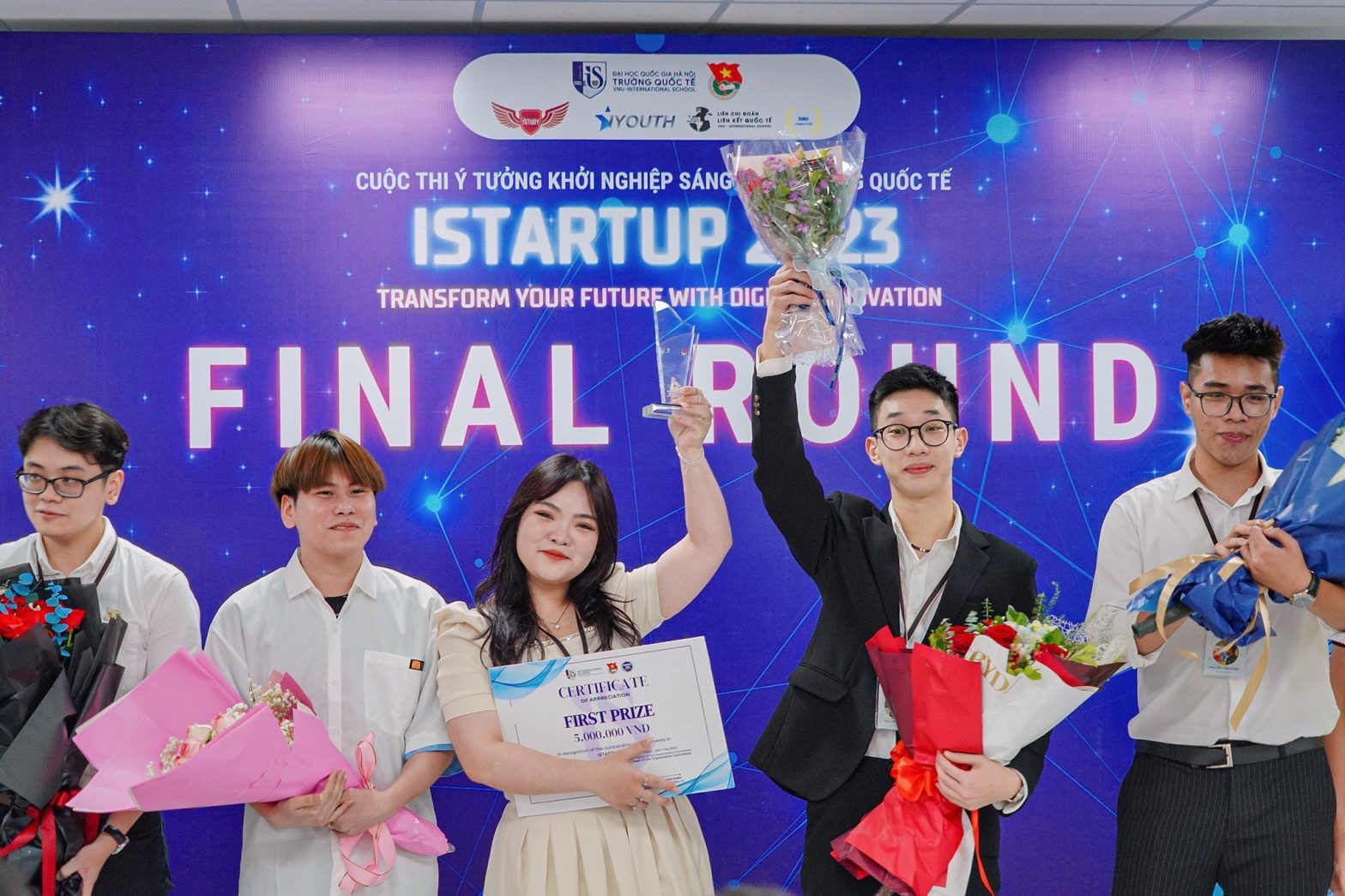 Ý tưởng “Bãi đỗ xe thông minh sử dụng công nghệ QR code và LPR” đạt ngôi quán quân cuộc thi ...