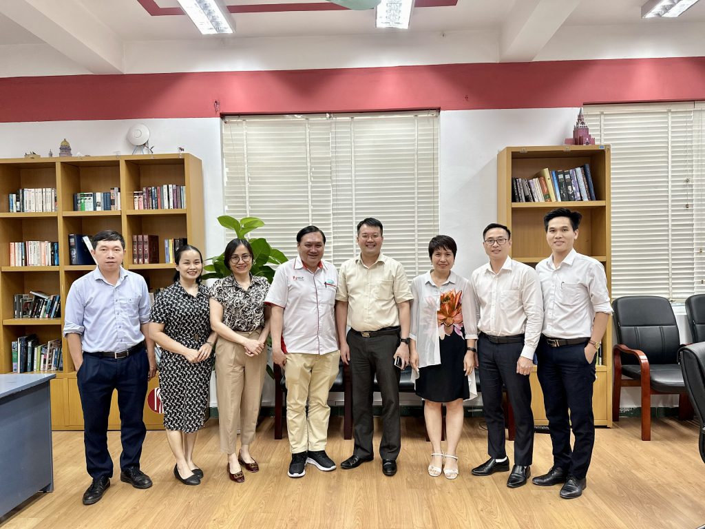 VNU-IS promotes cooperation with HELP University, Malaysia - Trường ...