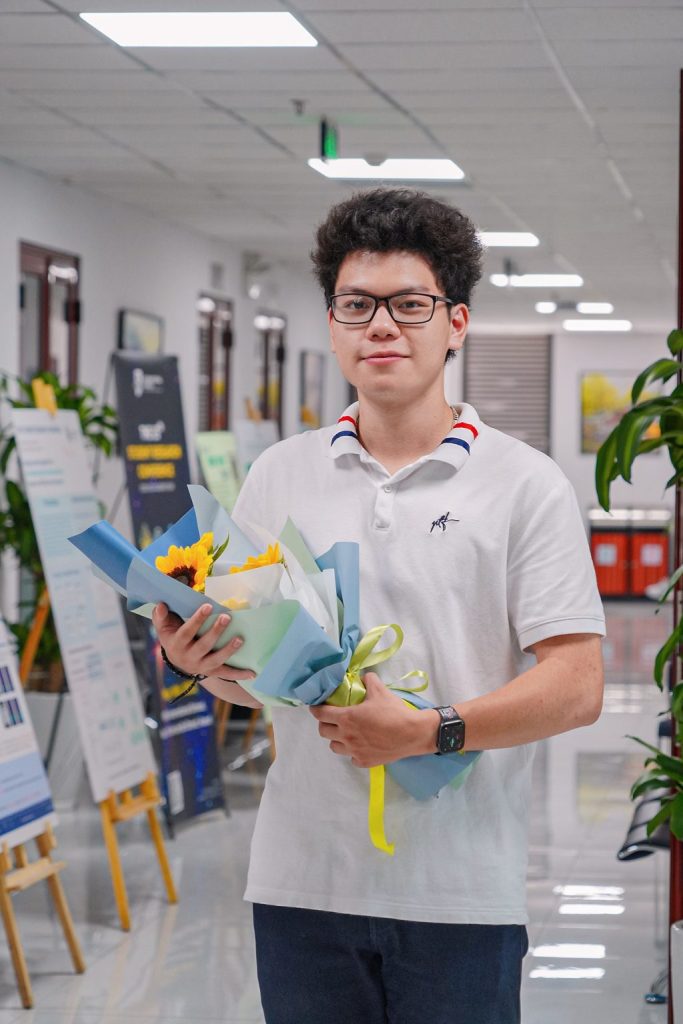 VNU-IS student awarded a full scholarship from Chungbuk National ...